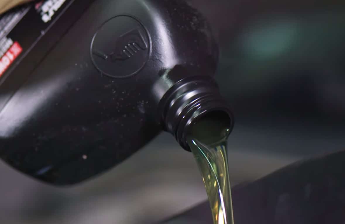 Castrol Edge vs Mobil 1 - Full Synthetic Motor Oils and Their Brands ...