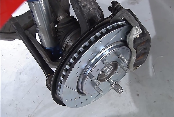 5 Best Brake Pads for Towing and HeavyDuty [2021 Professional Review]